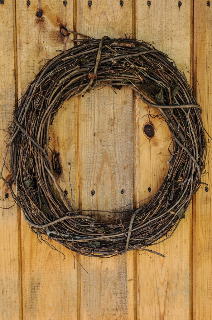 16" Scented Grapevine Wreath - A Touch Of Country Magic | Home of The ...